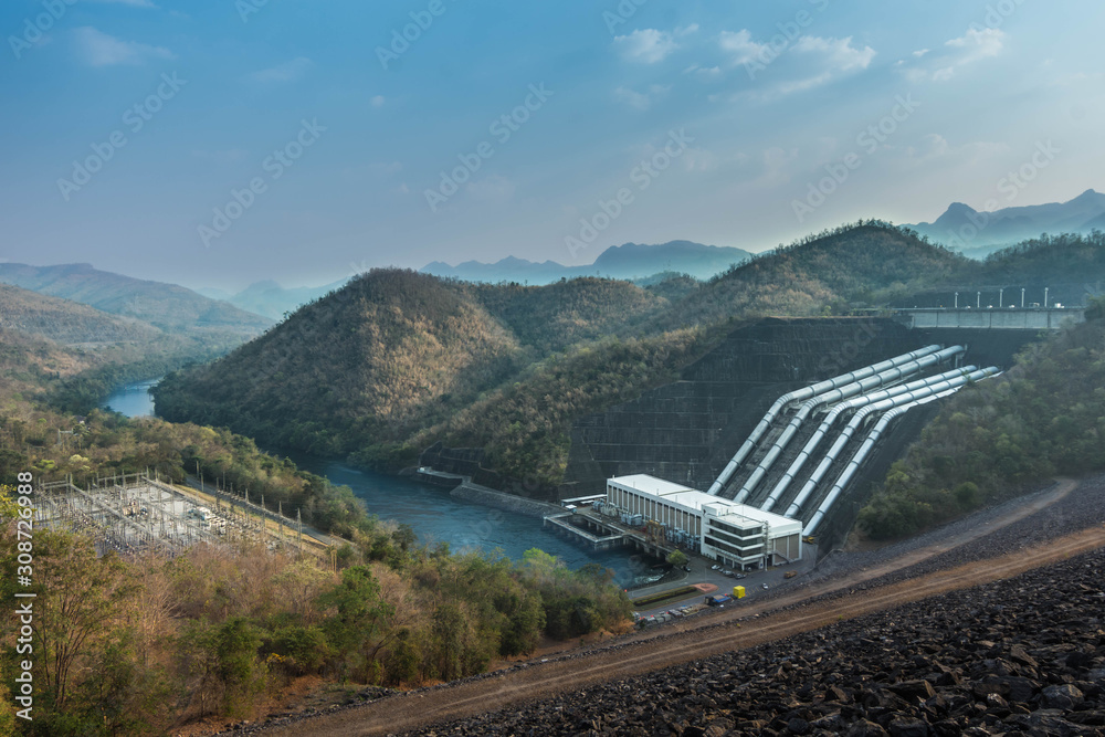 Power station, water storage dam for generating electricity Surrounded ...