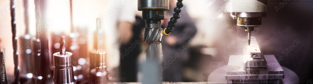Moderne industrielle Fertigung / Industry Stock Photo | Adobe Stock