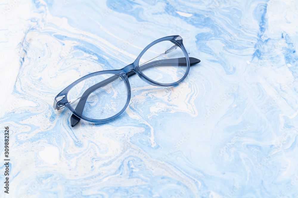 Cool And Creative Eyeglass Images For Designing And Promotional Purpose ...