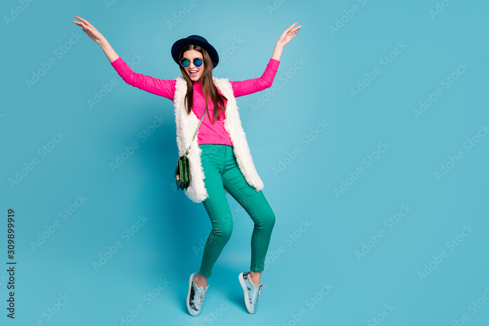 Full length body size view of her she nice-looking attractive funky ...