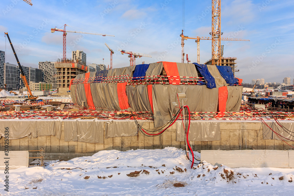 Construction of reinforced concrete base plate of monolithic ...