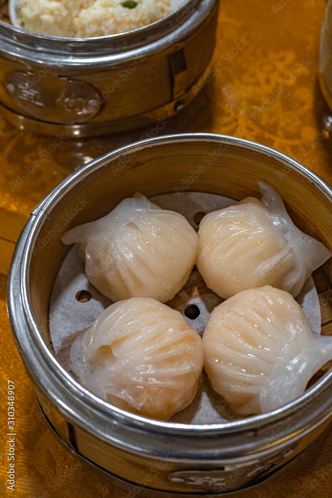 Vertical photo of Chinese dimsum- steamed shrimp crystal dumpling Stock ...