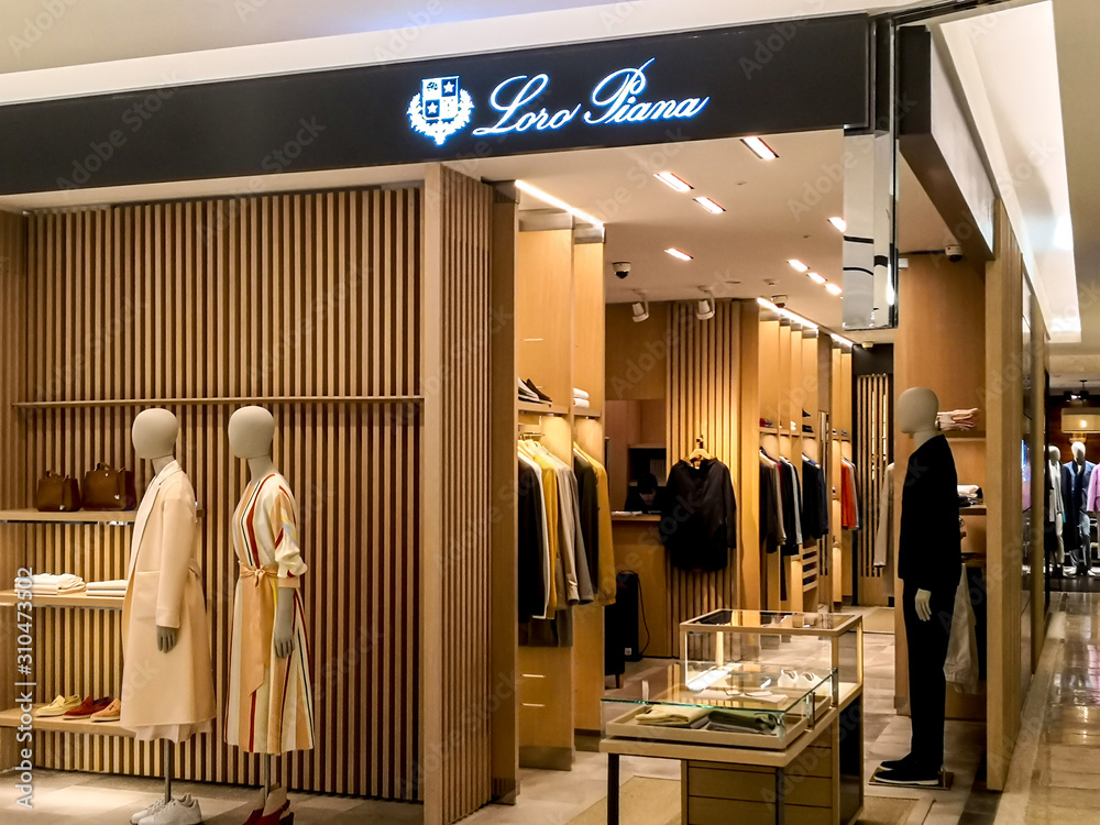 Seoul, South Korea- April 12, 2019: Loro Piana storefront in Seoul ...