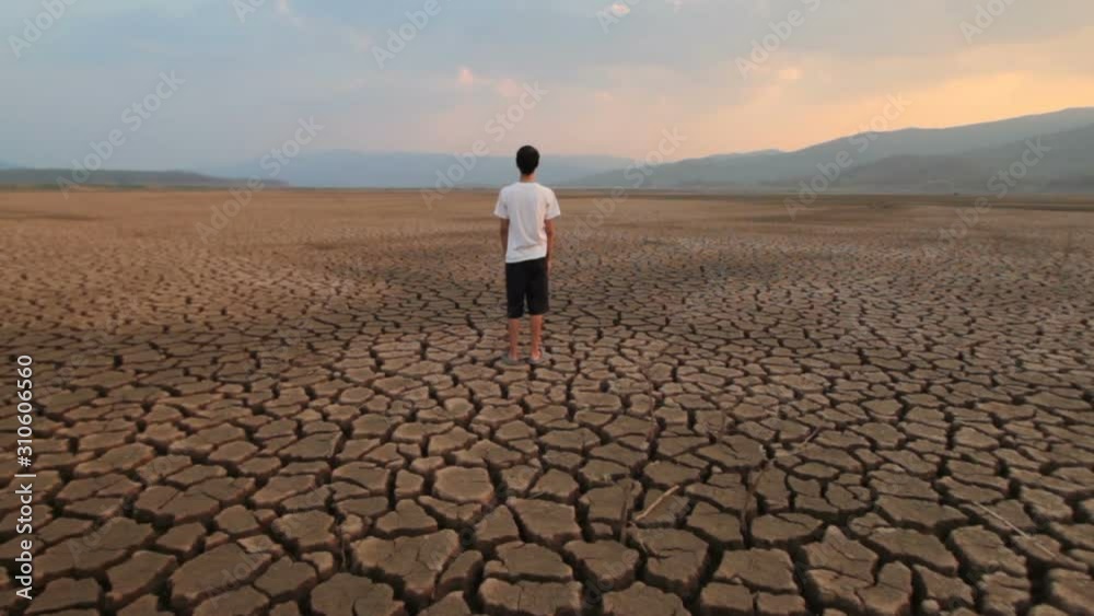 Vídeo do Stock: Children and Climate change. Asian Young man standing ...
