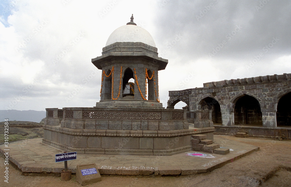 Shivaji’s Samadhi at Raigad fort, Maharashtra, India Stock Photo ...