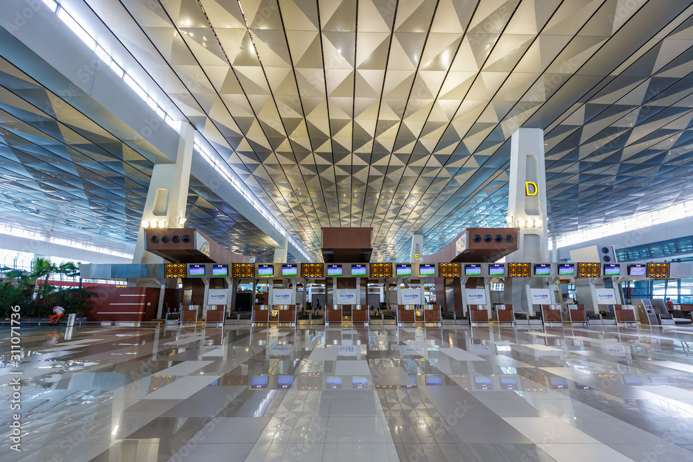 Jakarta Soekarno-Hatta CGK Airport Terminal 3 Check-in Stock Photo ...