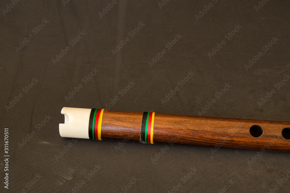 Foto de quena (from Quechua quena) traditional wind instrument used by ...
