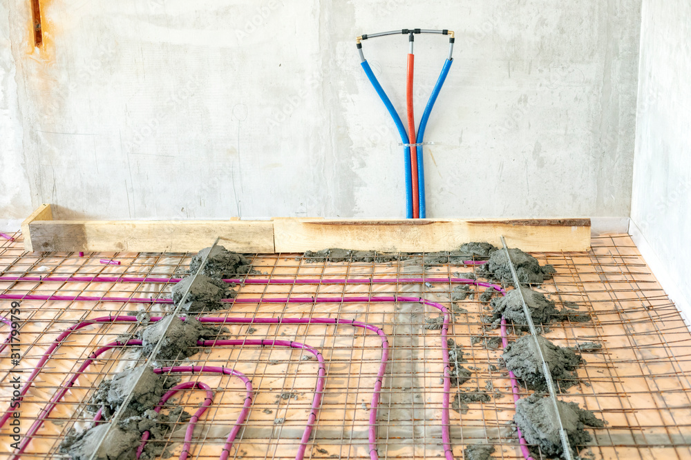 Installation of Underfloor heating, heated with antifreeze. Underfloor ...