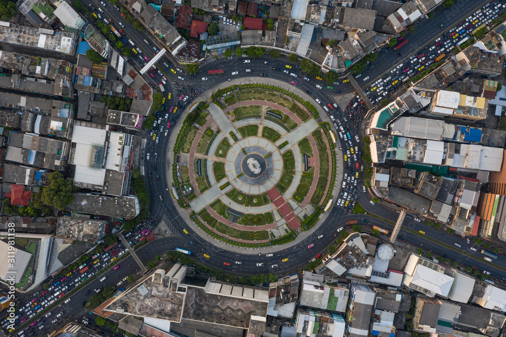Road roundabout with car lots Wongwian Yai in Bangkok,Thailand. street ...