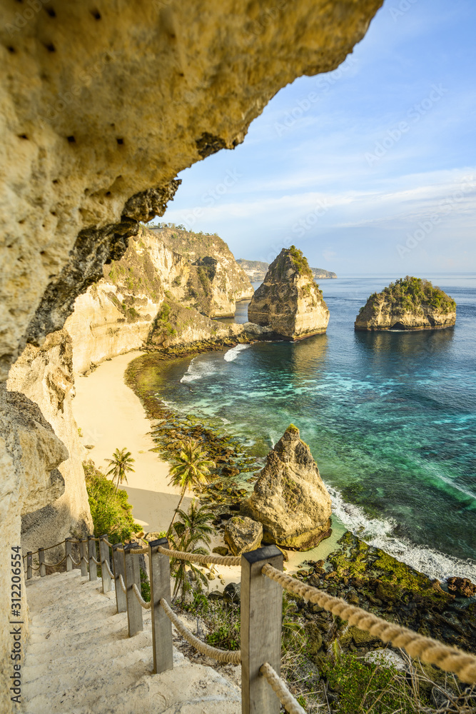 Stunning view of the Diamond Beach bathed by a turquoise sea during a ...