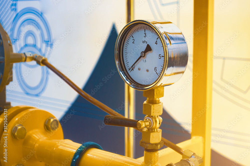 Instrument for measuring gas pressure in pipes. Automatic gas control ...