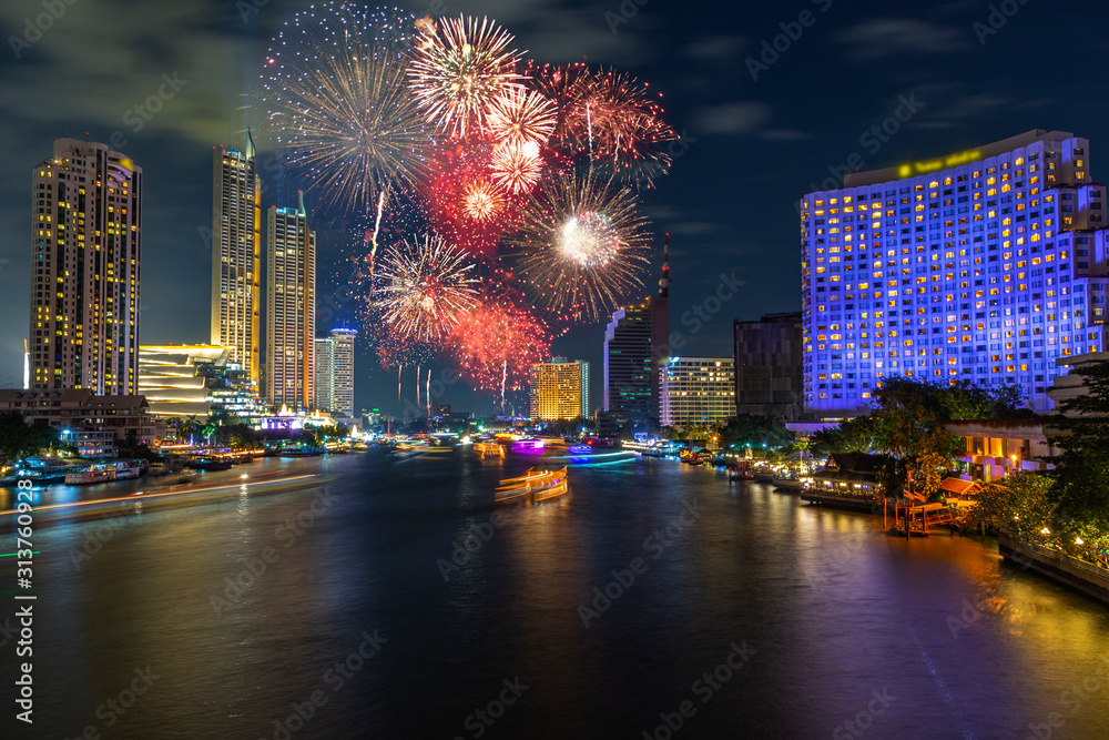Celebration of New year day with colorful fireworks on Chao Phraya ...