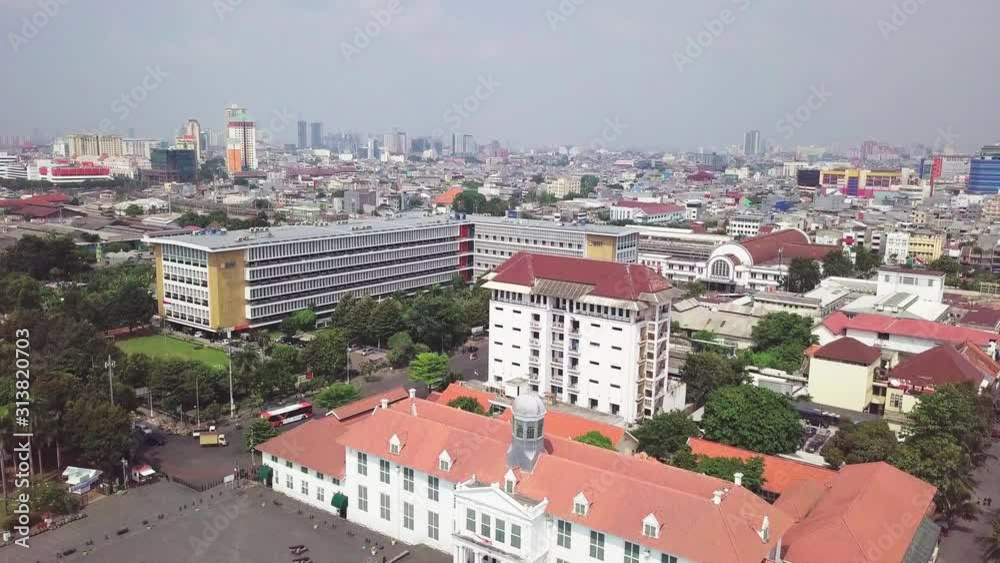 Wideo Stock: JAKARTA, Indonesia - Juni 05, 2019: Aerial view of the ...