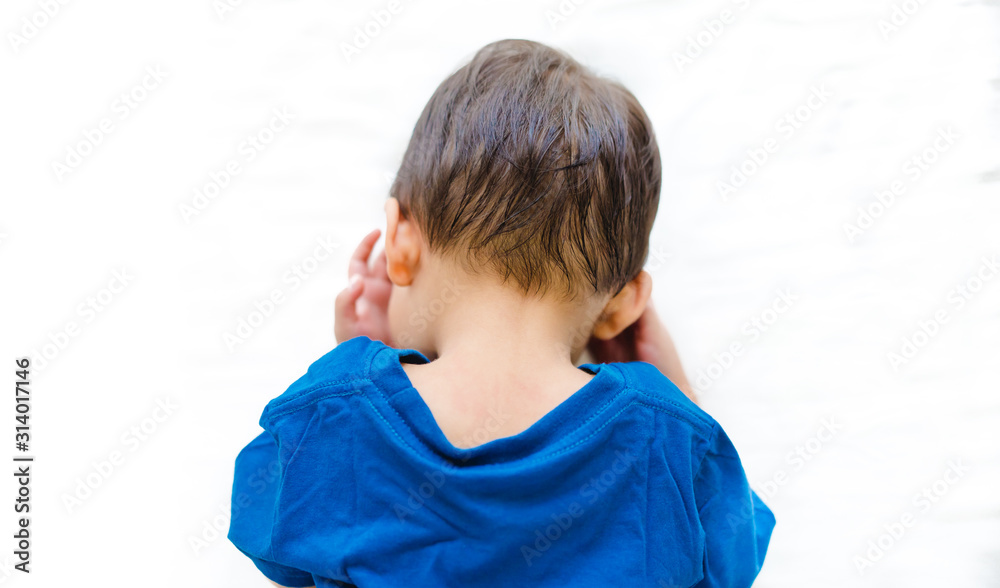 Confused kid crying boy in the bed.little 3 years old asian boy crying ...