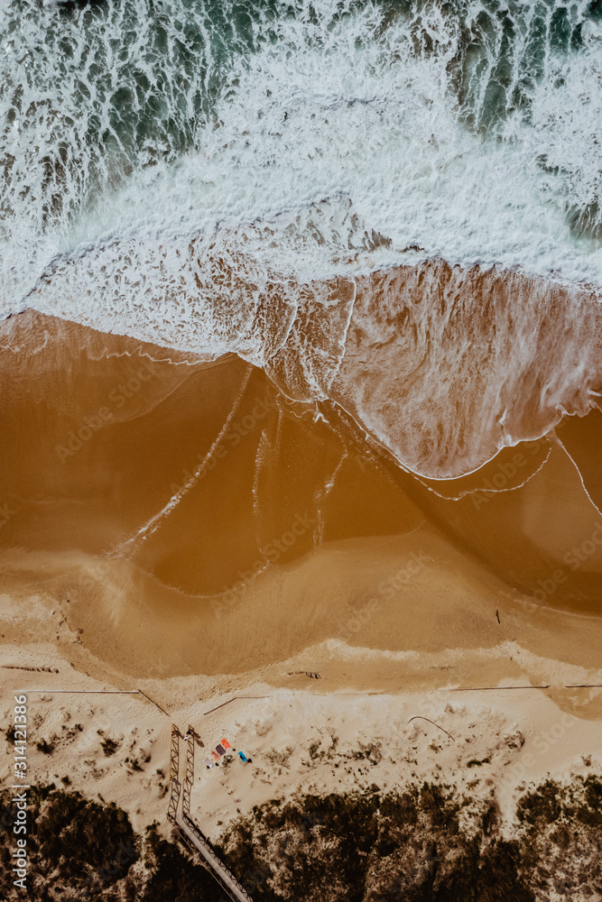 Picknik am Strand von oben Ozean Stock Photo | Adobe Stock