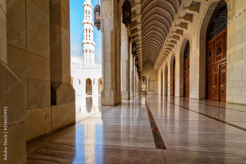 Sultan Qaboos Grand Mosque. Grand mosque In Muscat. The Muscat mosque ...