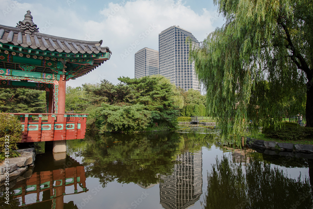Seoul Yeouido Park in South Korea. Stock Photo | Adobe Stock