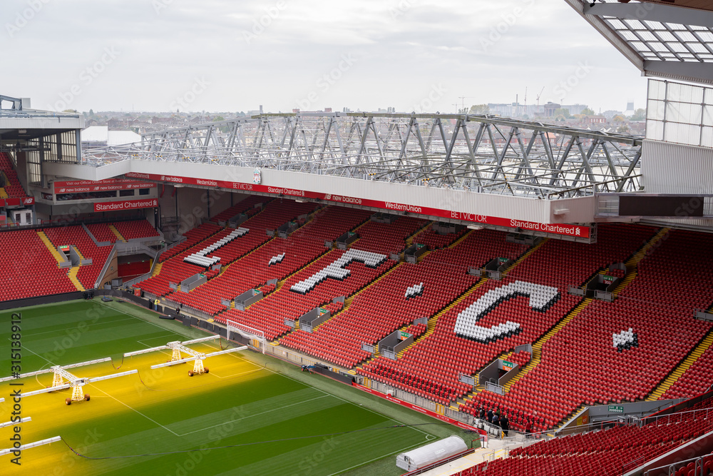 Foto de LIVERPOOL, UNITED KINGDOM - October 16, 2018: Seat rows in ...