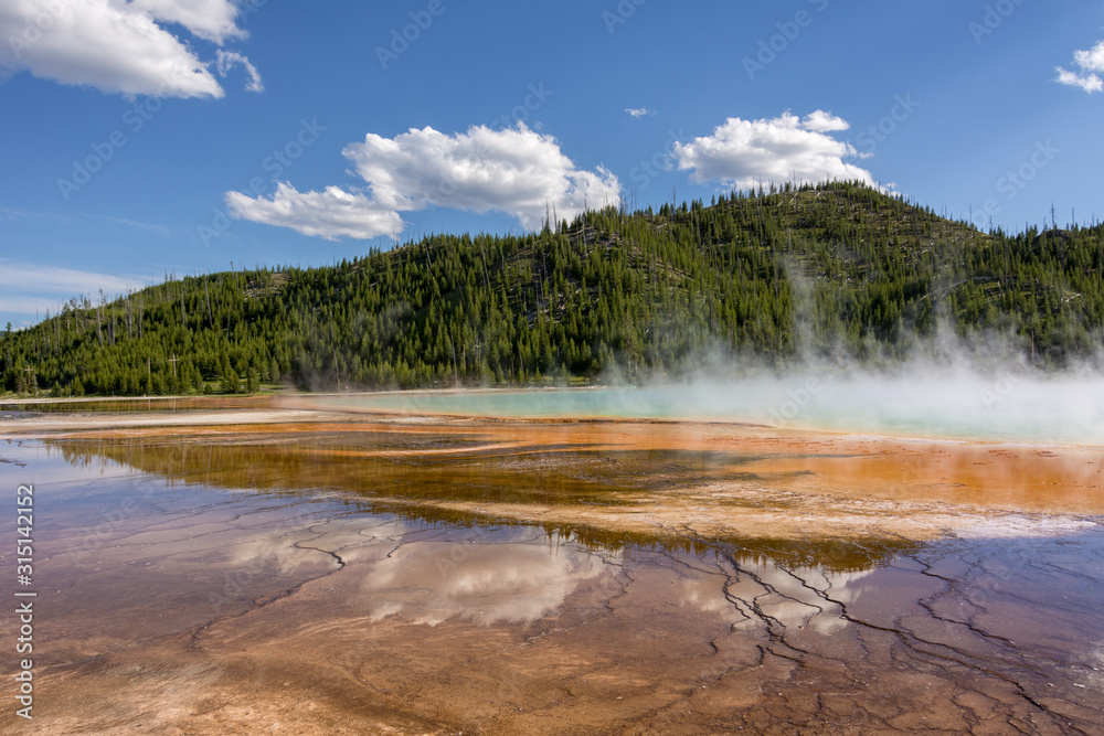 Grand Prismatic Spring in Yellowstone National Park is the largest hot ...