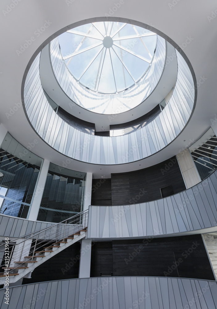 Glass window rotunda architecture in modern office atrium Stock Photo ...
