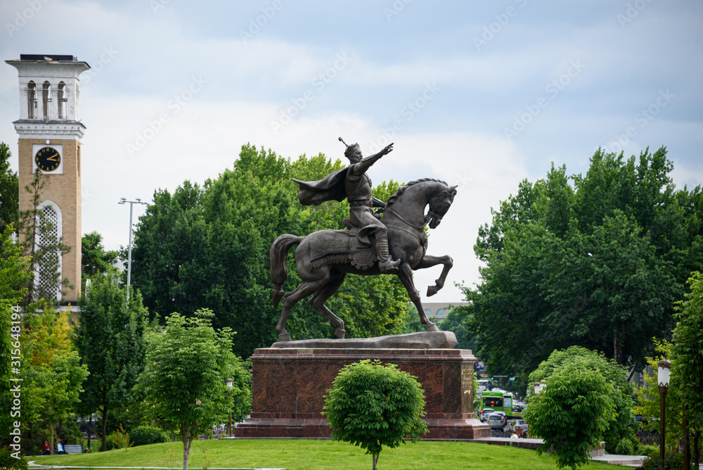 Statue of the legendary Tamerlane / Amir Temur on Horseback in Tashkent ...