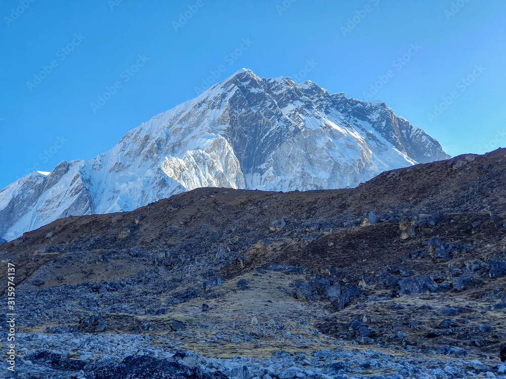Early morning view on Nuptse. Everest base camp trek: from Lobuche to ...