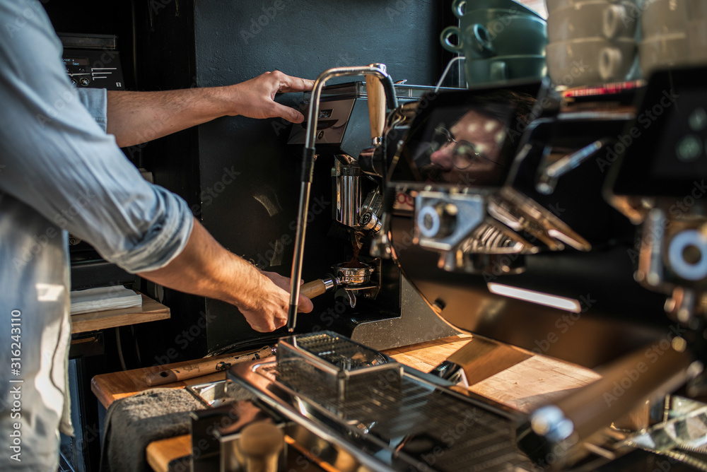 bar, coffee, cup, cafe, drink, counter, work, prepare, machine, barista ...