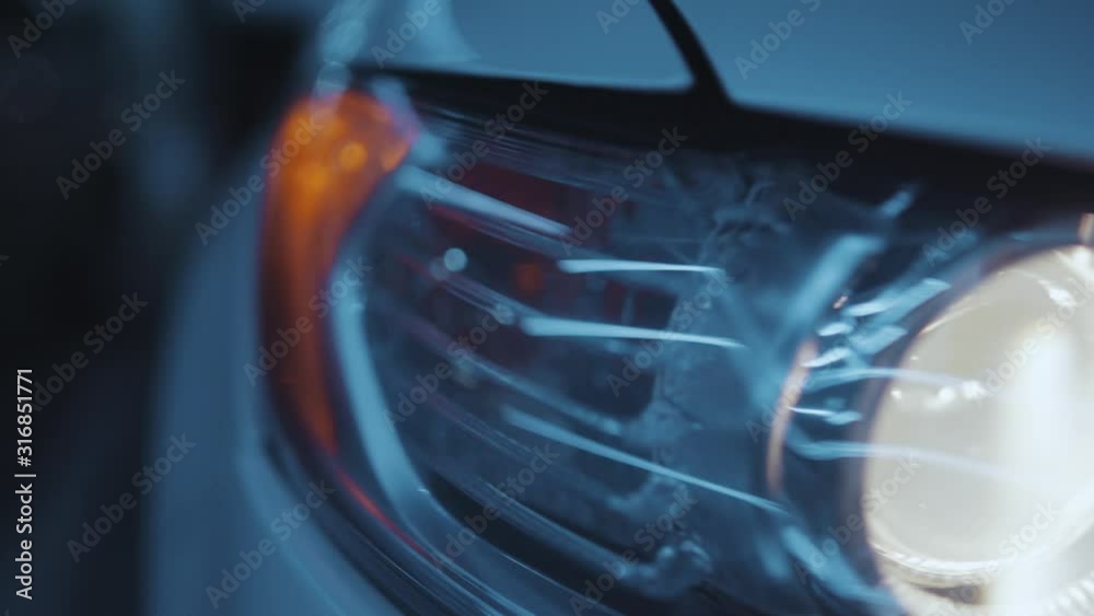 Vidéo Stock Extreme close-up of white modern luxury car details ...