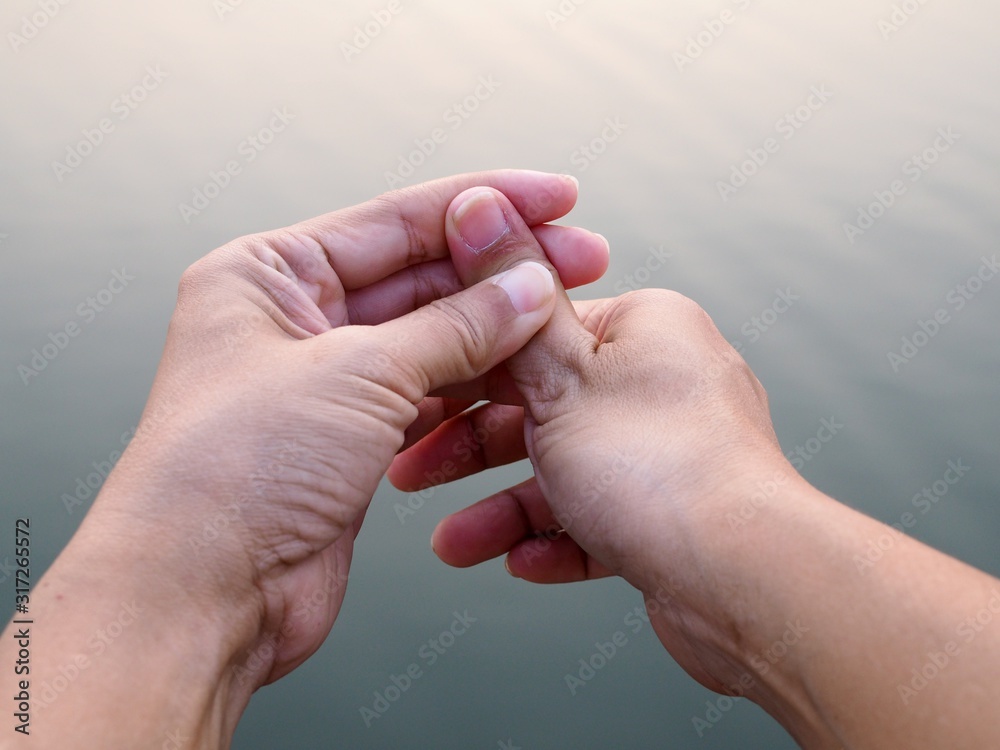 Hand pain and sore fingers, Thumb finger pain from work with nerve ...