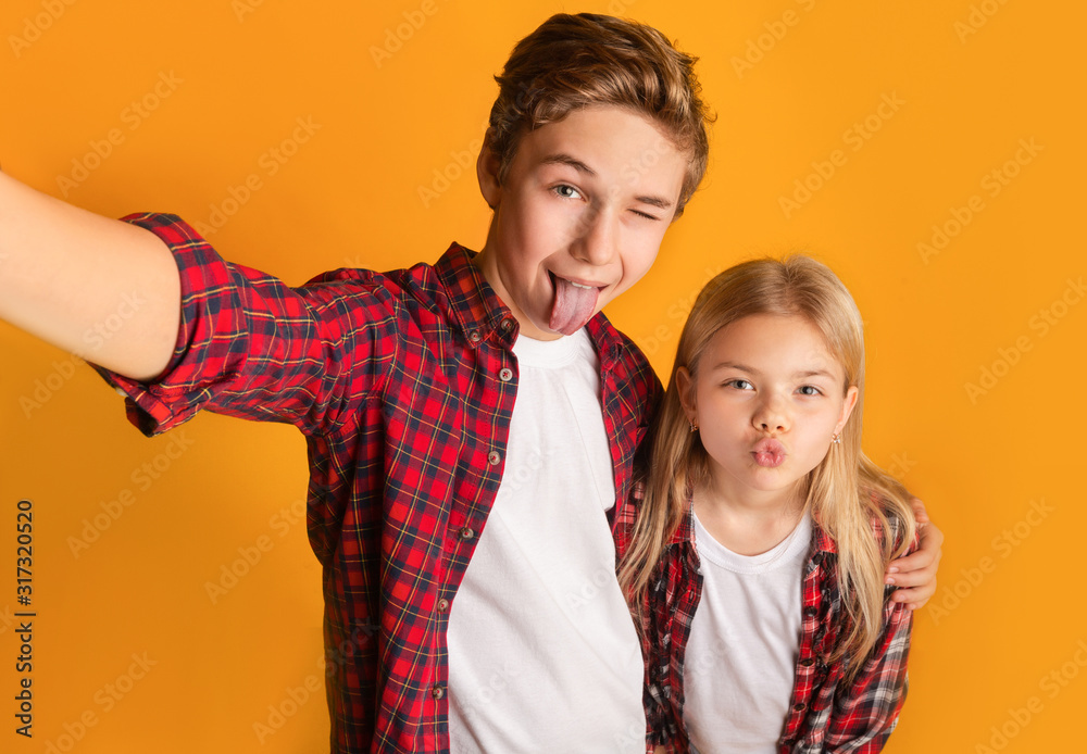 Funny Little Brother Pictures