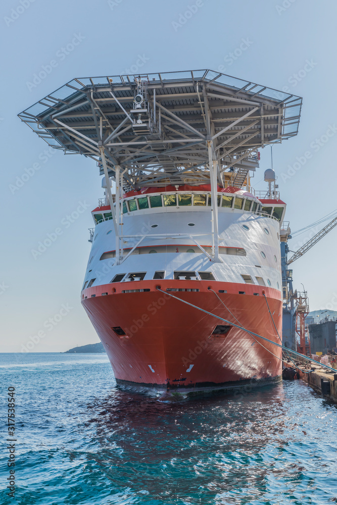 Ocean Bottom Seismic Vessel. Geographical surveying and mapping vessel ...