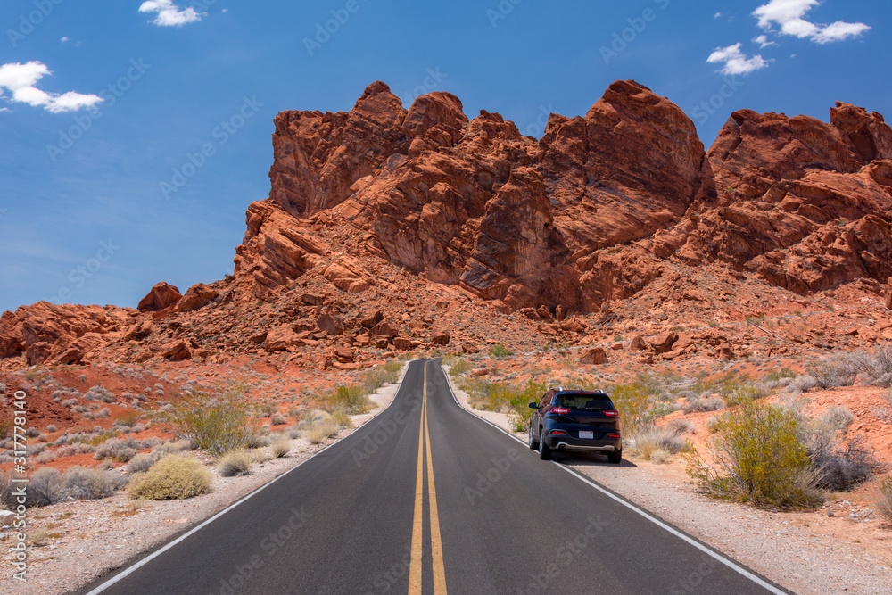 Mouse’s Tank Road in Valley of Fire State Park. Scenic Roads in Valley ...