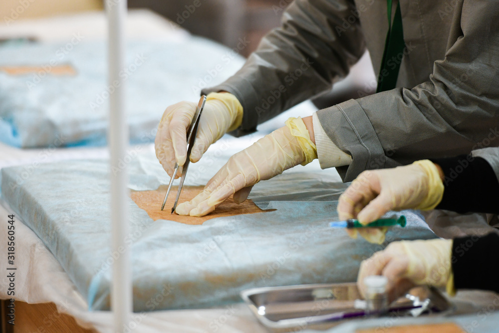 Learning to do injections. injection training. Teaching medicine ...