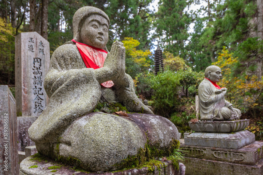 Jizo Statue in Ancient Graveyard of Okunoin Cemetery, Koyasan, Japan ...