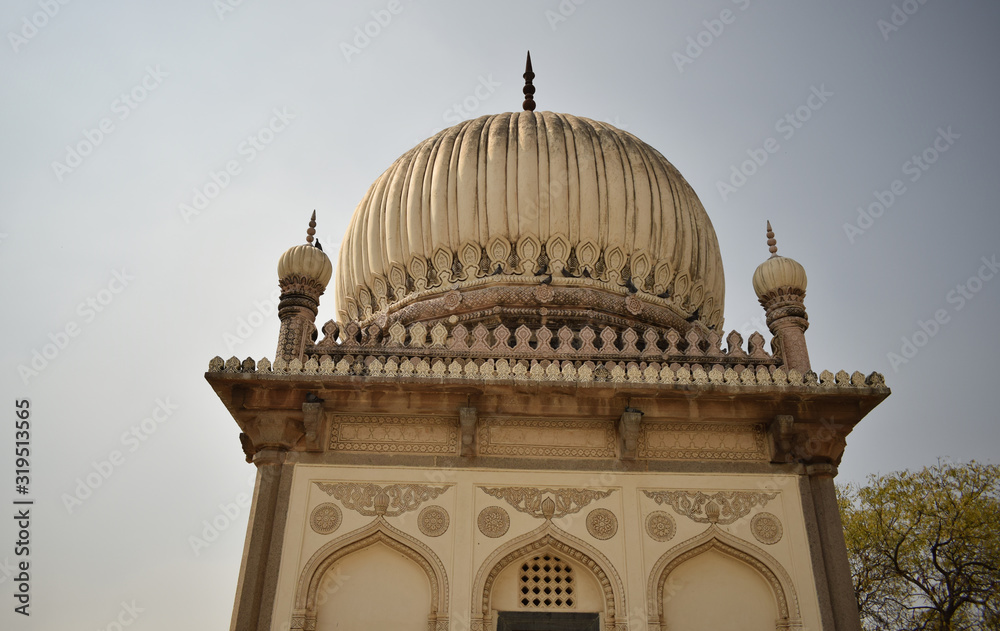 7 Tombs of Hyderabad, India Sultan Quli Qutb Mulk's tomb was built in ...
