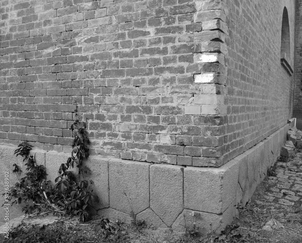 Foto de Polygonal foundation masonry. The masonry is similar to the ...