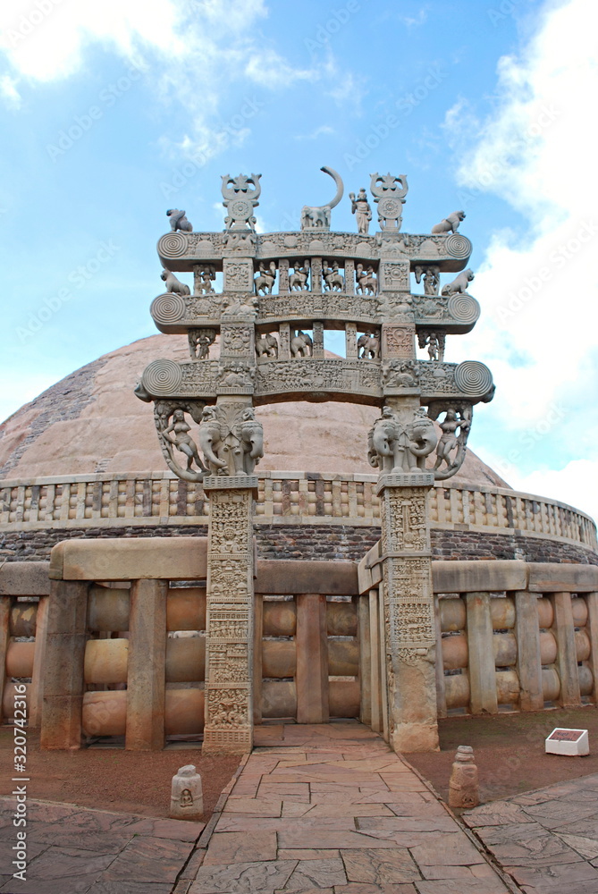 Toran Dwar, Sanchi Stupa # 1, Sanchi, Madhya Pradesh, India. T Stock ...