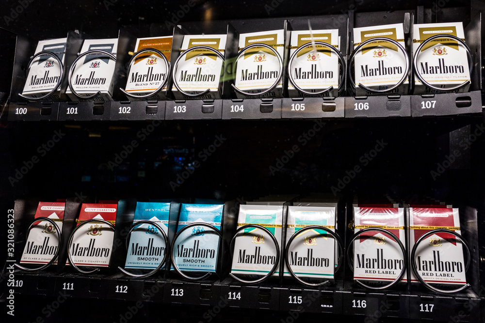 Las Vegas - Circa July 2017: Packs of Marlboro Cigarettes in a vending ...