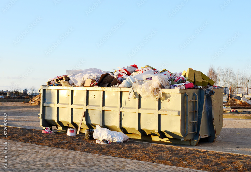 Skip for dumping renovation waste. Metal tanks and capacities for ...