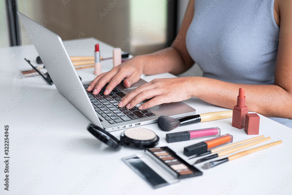 Business online on social media, Beautiful woman is watching online ...