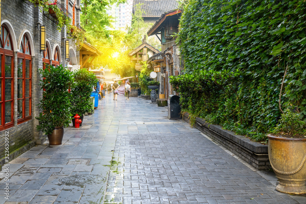 Old buildings in Kuan Alley and Zhai Alley, Chengdu, Sichuan Stock ...
