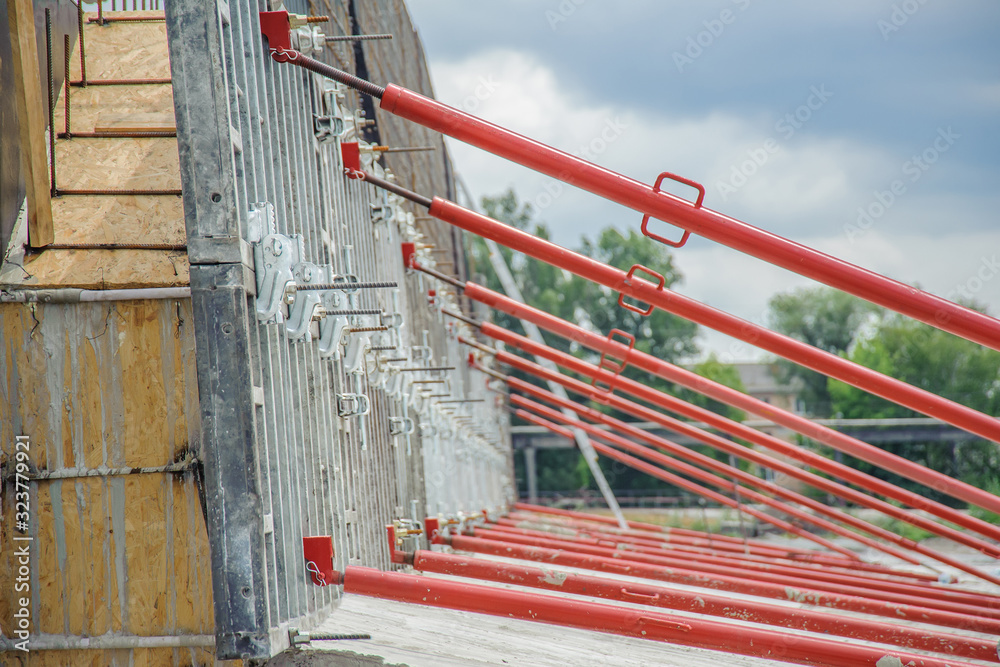 Wall formwork on the construction of retaining walls Stock Photo ...