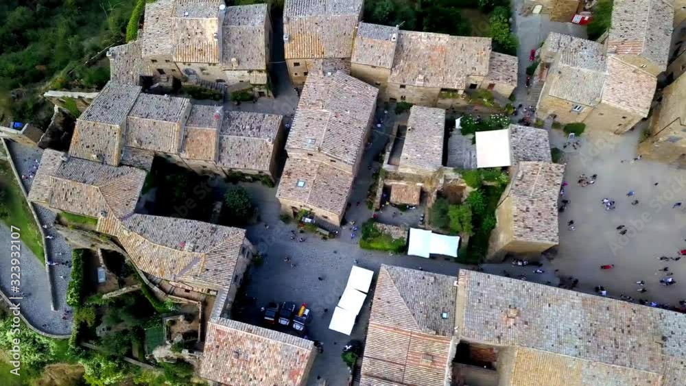 Vídeo do Stock: Civita di Bagnoregio cliff town in Tuscany Italy ...