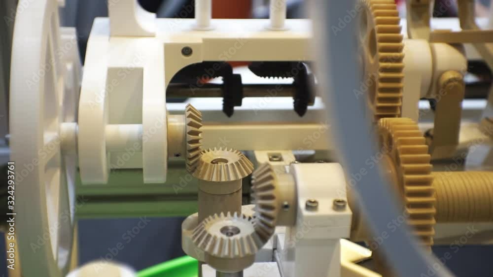 Vídeo do Stock: Rotating mechanical parts of various shapes and sizes ...