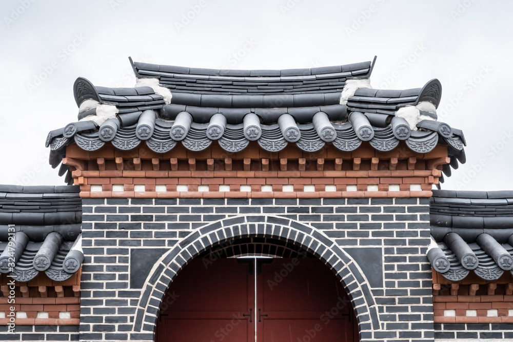 Korean style gate entrance. Traditional Korean main gate or main ...
