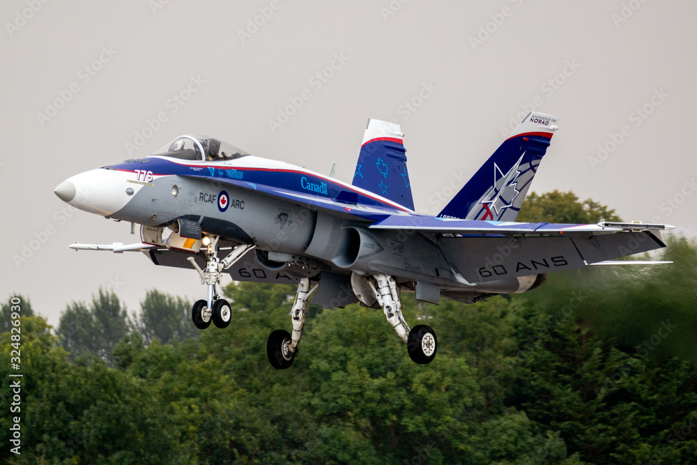 Canadian Air Force F-18 Hornet fighter jet landing on RAF Fairford ...