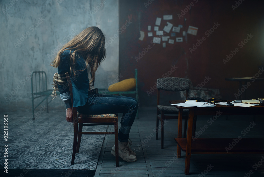 Female victim of maniac kidnapper with taped hands foto de Stock ...