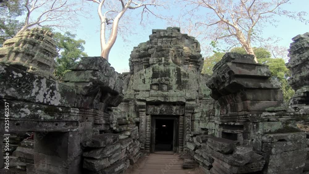 4K, Pile of rubble blocks of Ta Phrom temple. Architectural design of ...