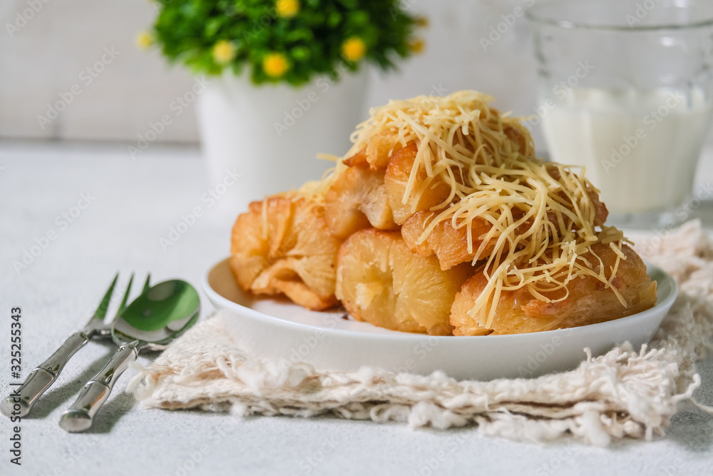 Deep fried cassava root. Brazilian Mandioca Frita (deep fried cassava ...