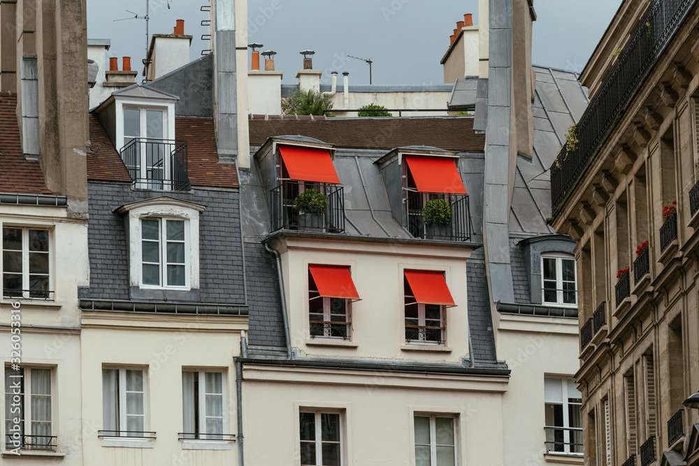 Paris residential buildings. Old Paris architecture, beautiful facade ...